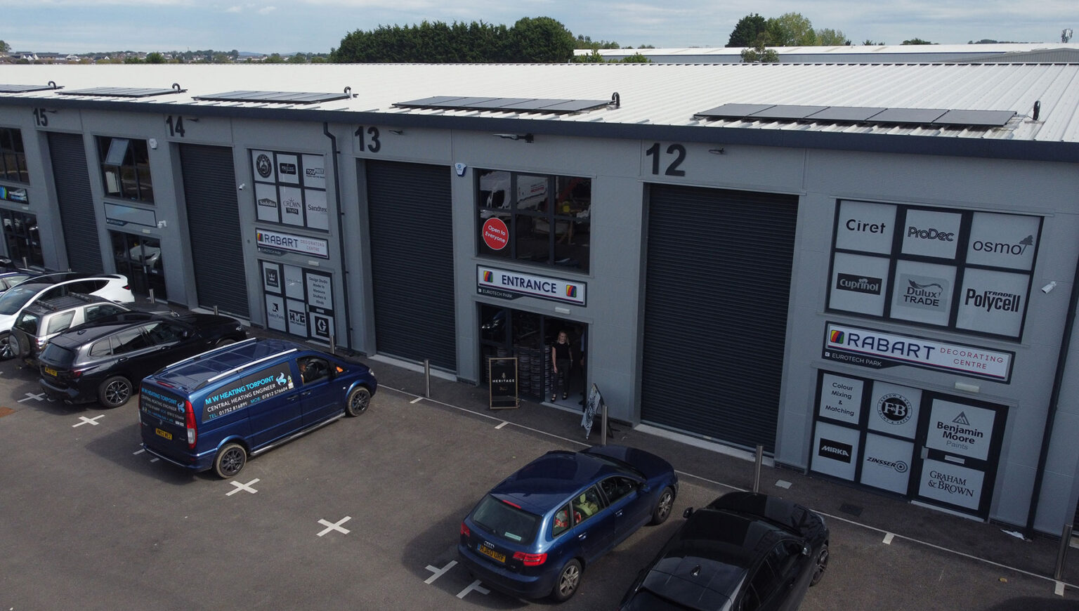 HMG Paints announce new distribution partner Rabart - Painting and ...